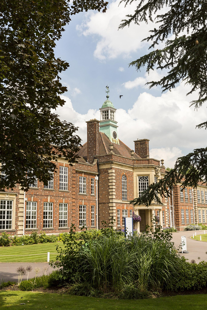 SBC Headington School Building | アイビー UK